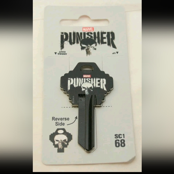 Marvel | Other | Marvel Avenger Infinity War The Punisher Photo Door ...